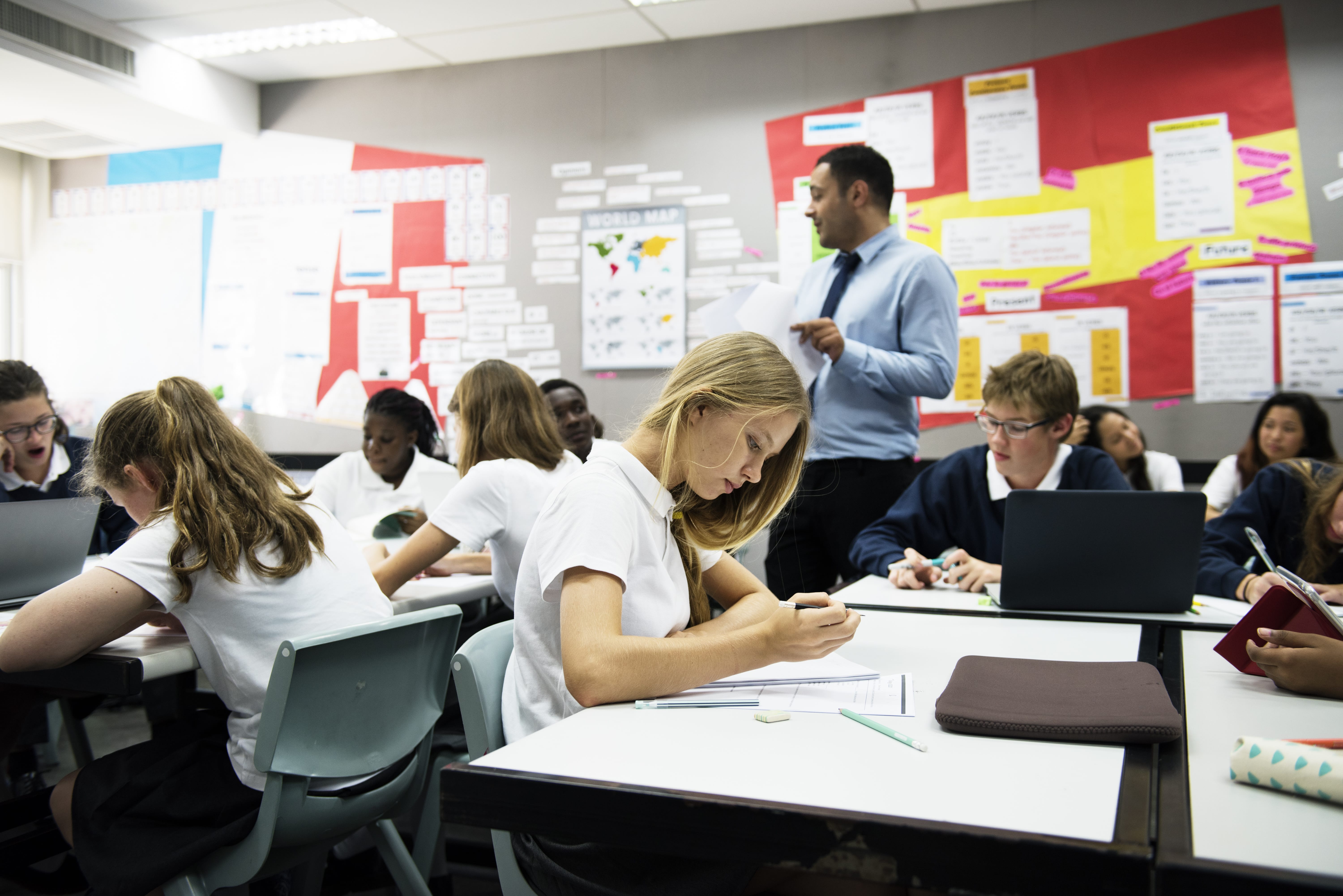 Improving Literacy in Secondary Schools — EducationHQ